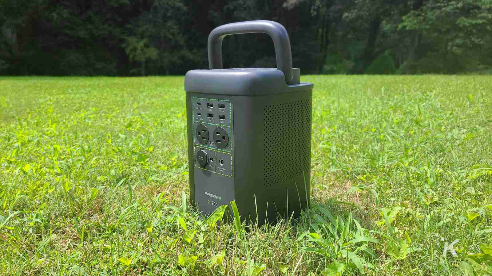 The Fremo X700 is the perfect power station for those on the go ...